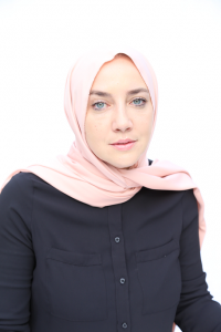 Capsters x Indira Kaljo – Matte Satin Shawl : Esma – capsters.com